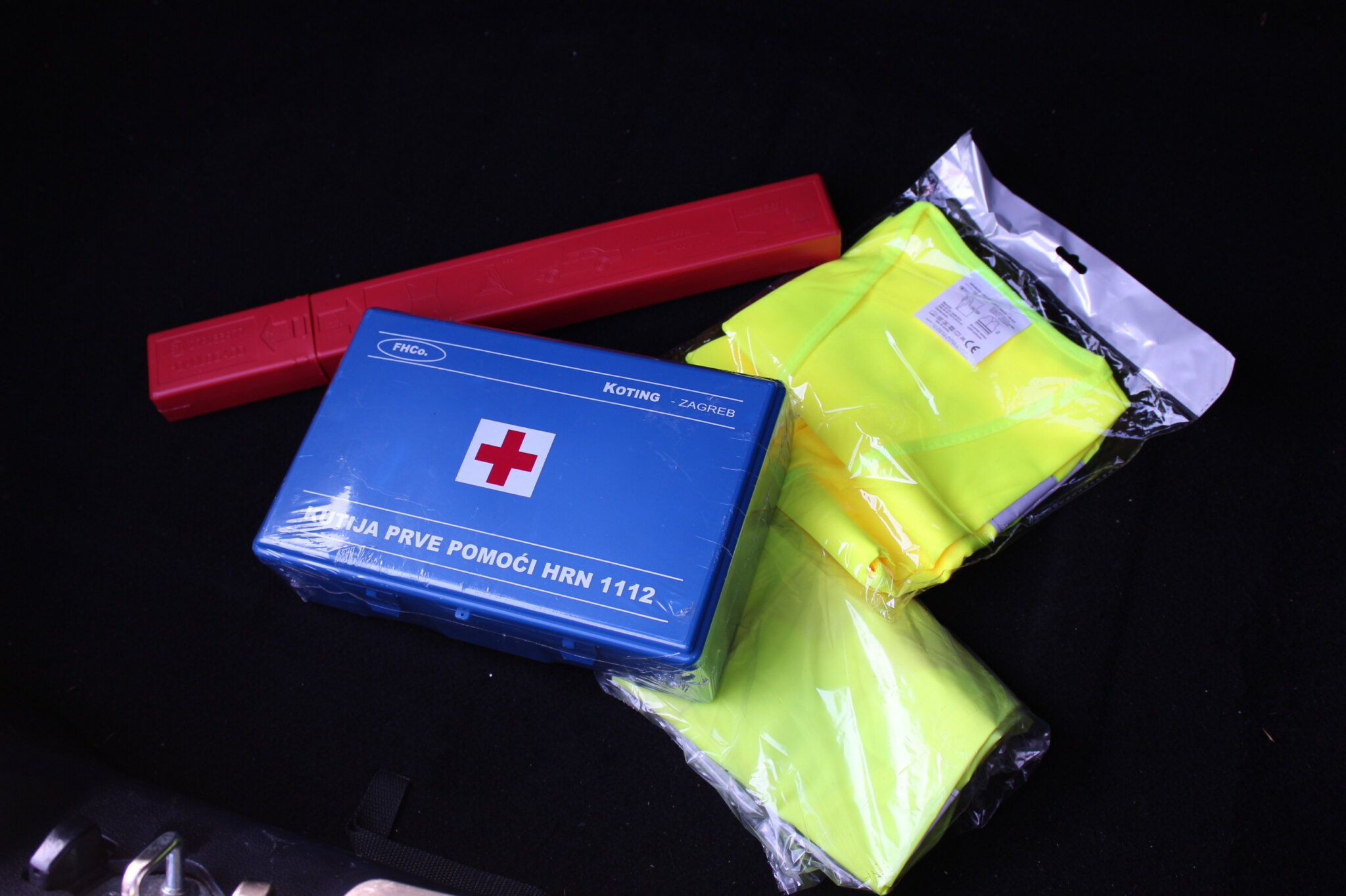 Oprema u automobilu: Znate li da kutija za prvu pomoć ima rok trajanja?