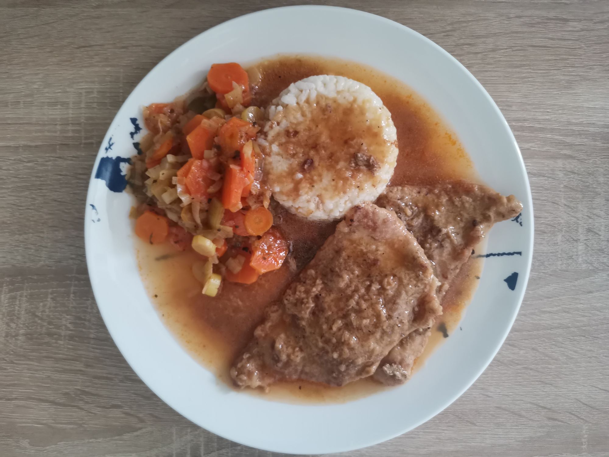 Bakina kuhinja: Teleće šnicle s prilogom od poriluka i rižom