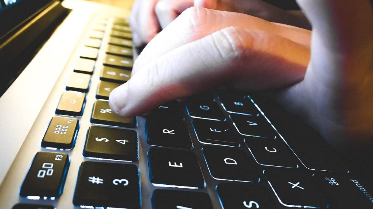 Još jedna tipična prevara: Umirovljenica na internetu upisala svoje ...